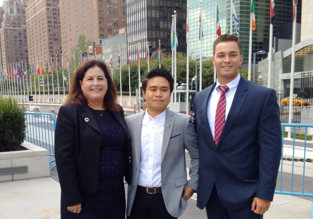 3 Ways IYLA Makes Better Leaders